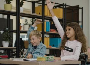 114 intrebari de logica pentru copii - Wowlab.ro